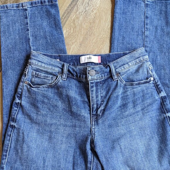 CAbi | Jeans | Cabi Jeans Soho Distressed Medium Wash Denim Blue Jeans ...